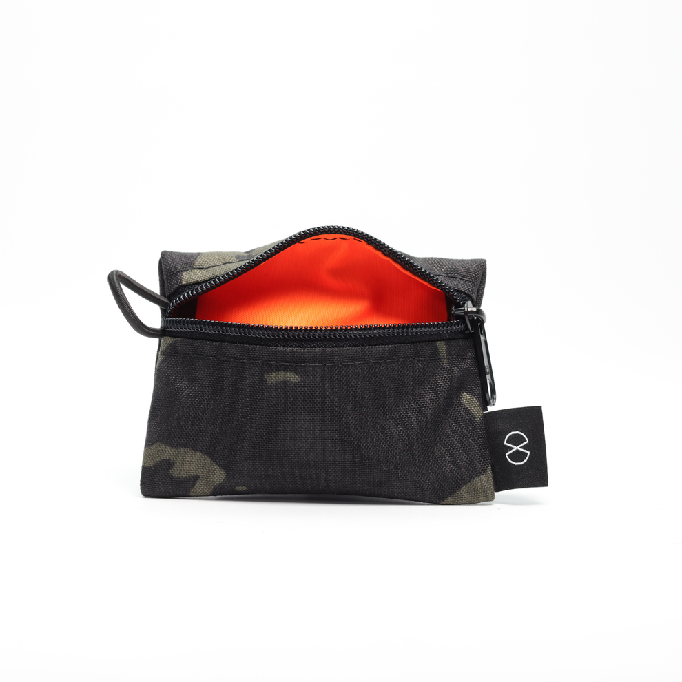 The Tiny Pocket Pouch by SIDESHIFT. For your EDC!